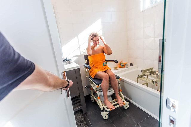 ShowerBuddy TubBuddy Lightweight Tub Transfer System with Commode