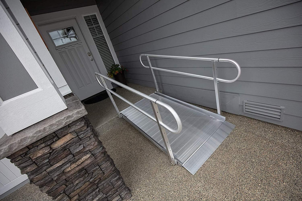 EZ-ACCESS Gateway 3G Portable Solid Surface Ramp w/ Two-Line Handrails